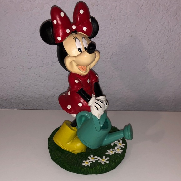 Disney | Other | Disney Minnie Mouse With Watering Can Small Garden ...